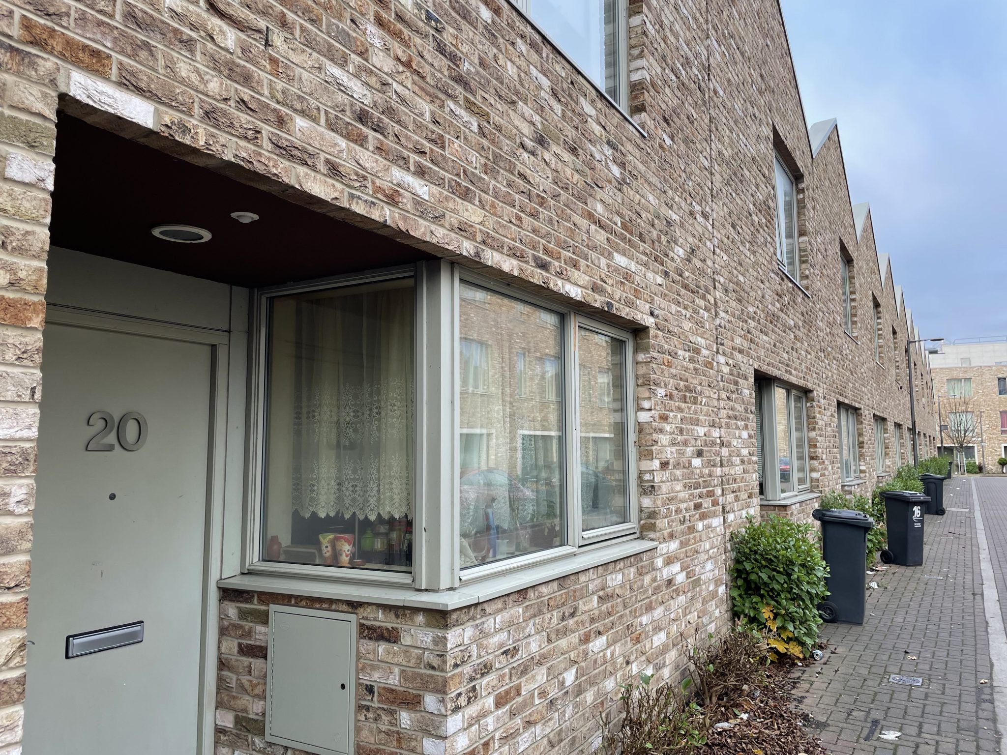 Aged Yellow Clay Brickslip | Licata Ltd